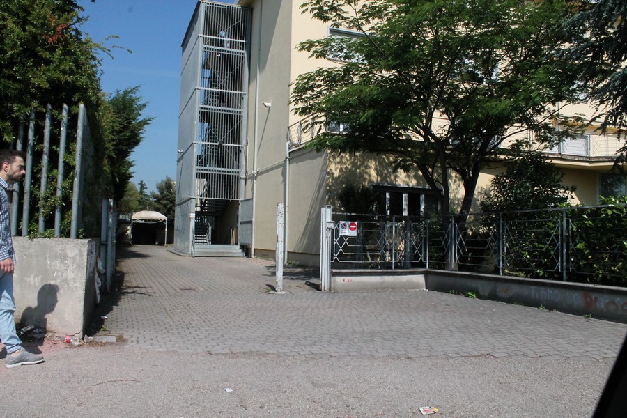 All'istituto alberghiero All'istituto alberghiero